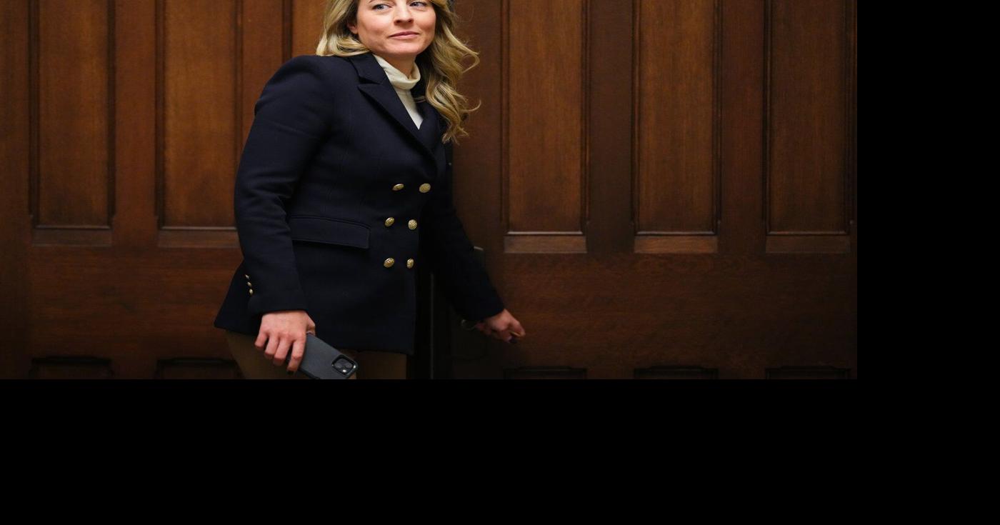 Carney looking to launch Liberal leadership bid next week, Joly ...