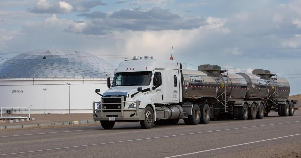 Enbridge in talks about Mainline pipeline expansion as Canadian oil ...