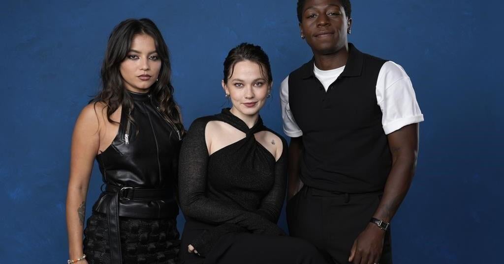 ‘Alien: Romulus’ actors battled lifelike creatures to bring the film ...