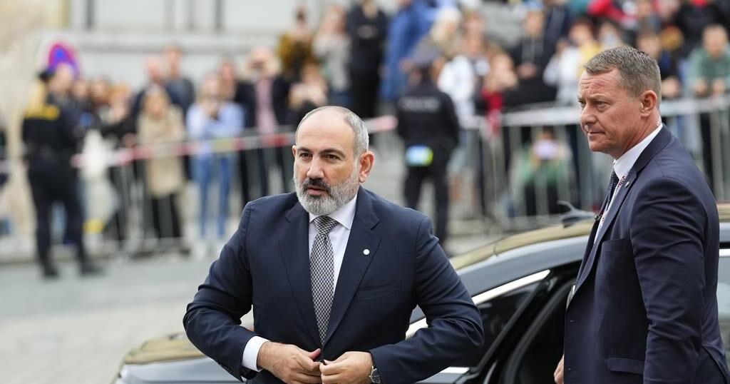 Armenia, Azerbaijan hold talks in efforts to ease tensions | World News | thecanadianpressnews.ca