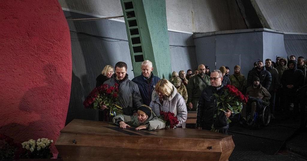 A Ukrainian medic fell in love with a soldier on the front. They died ...