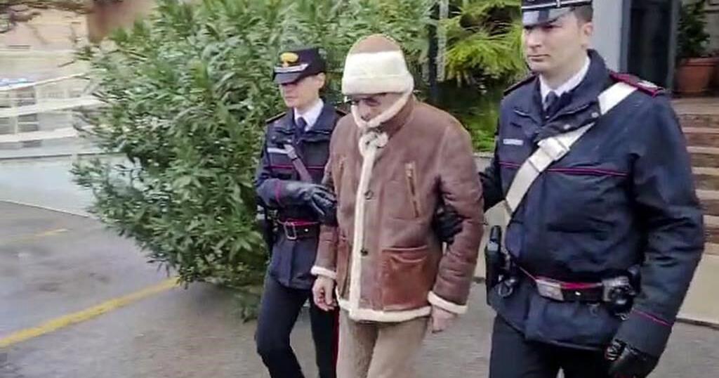 Italian police arrest man whose ID helped fugitive mobster | World News ...