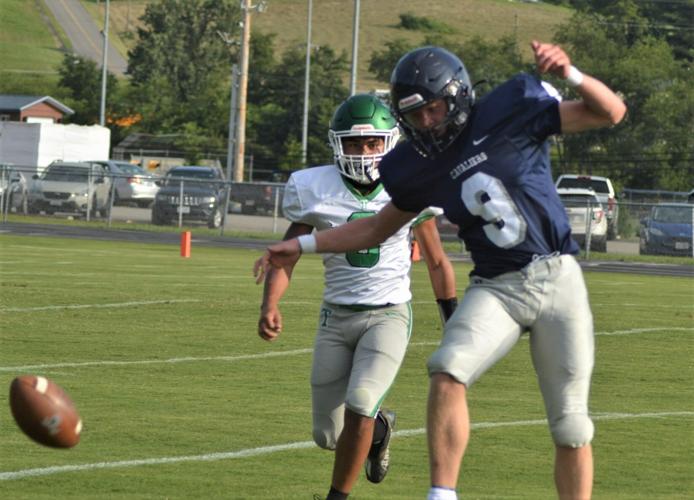 Football season is back | Sports | thecarrollnews.com