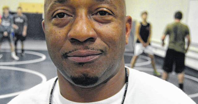 New coach has extremely high goals for Carroll wrestling | Sports ...