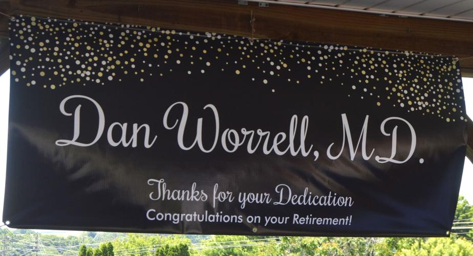 Dr. Worrell retires after 38 years | News | thecarrollnews.com