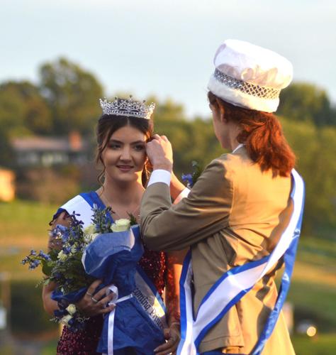CCHS crowns Homecoming Royalty | News | thecarrollnews.com