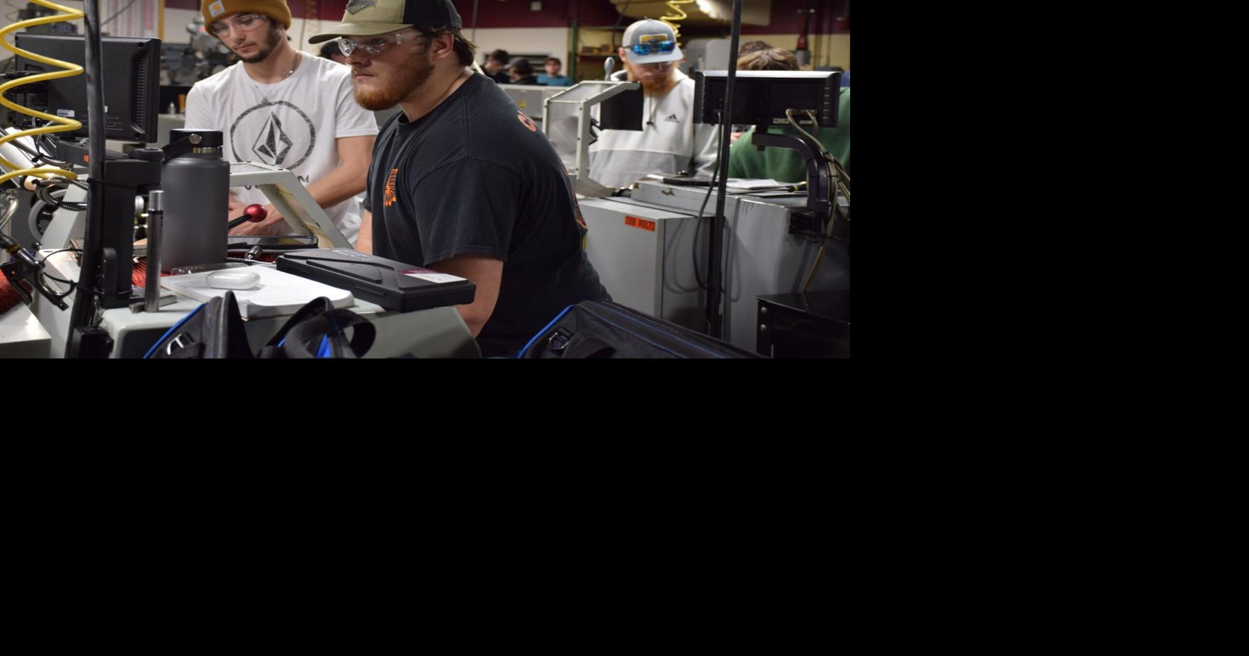 WCC receives Gene Haas Foundation Grant for Machine Technology | News ...