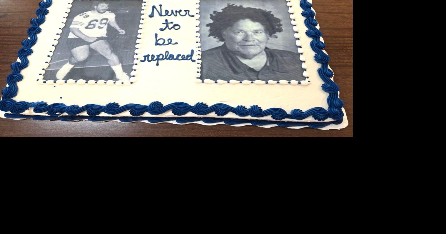 Tompkins retires after 44 years | News | thecarrollnews.com