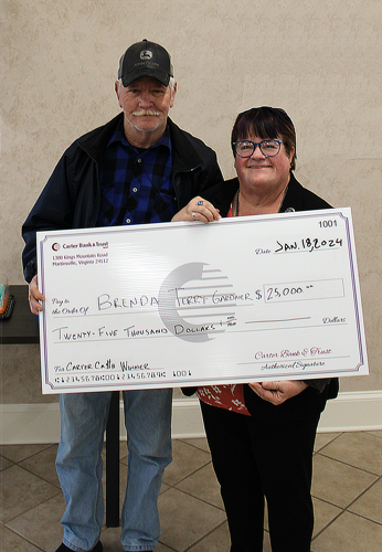 Hillsville Librarian wins $25,000 from Carter Bank | News ...