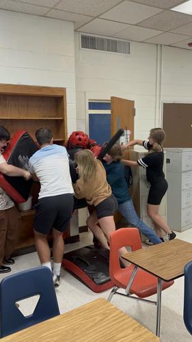 Bolen teaches active attacker familiarization | News | thecarrollnews.com