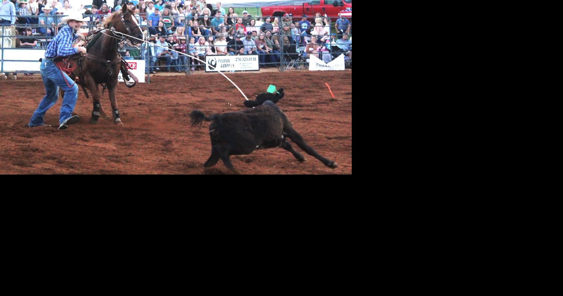 Large enthusiastic crowds enjoy Galax rodeo | Sports | thecarrollnews.com