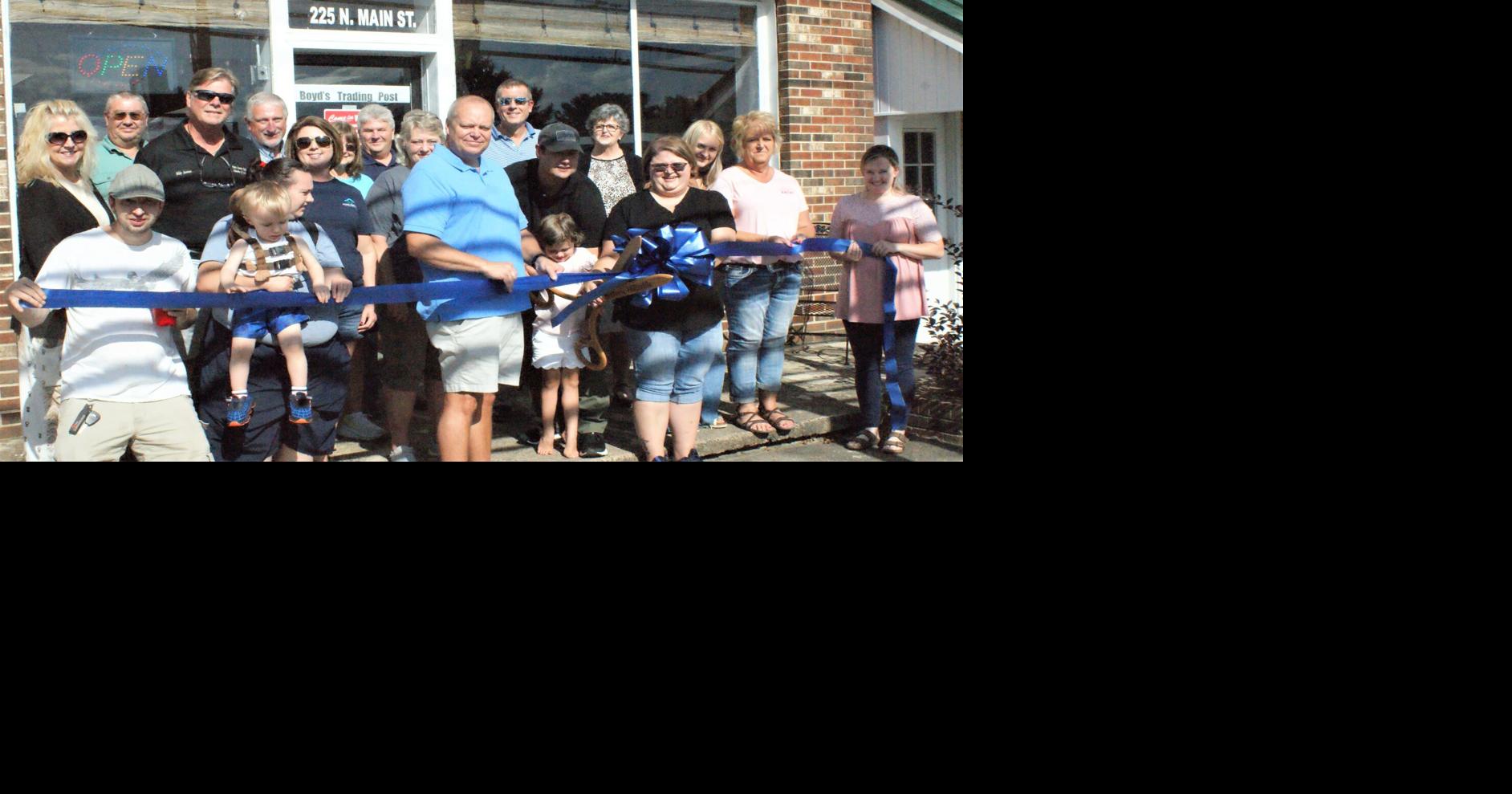 Ribbon cutting held at Boyd's Trading Post | News | thecarrollnews.com