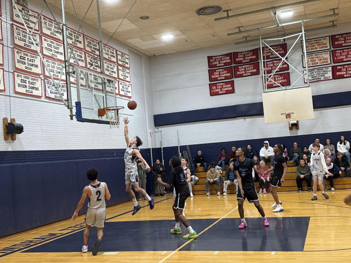 Marsh drops a career-high 45 points to power Windham Tech past Grasso ...