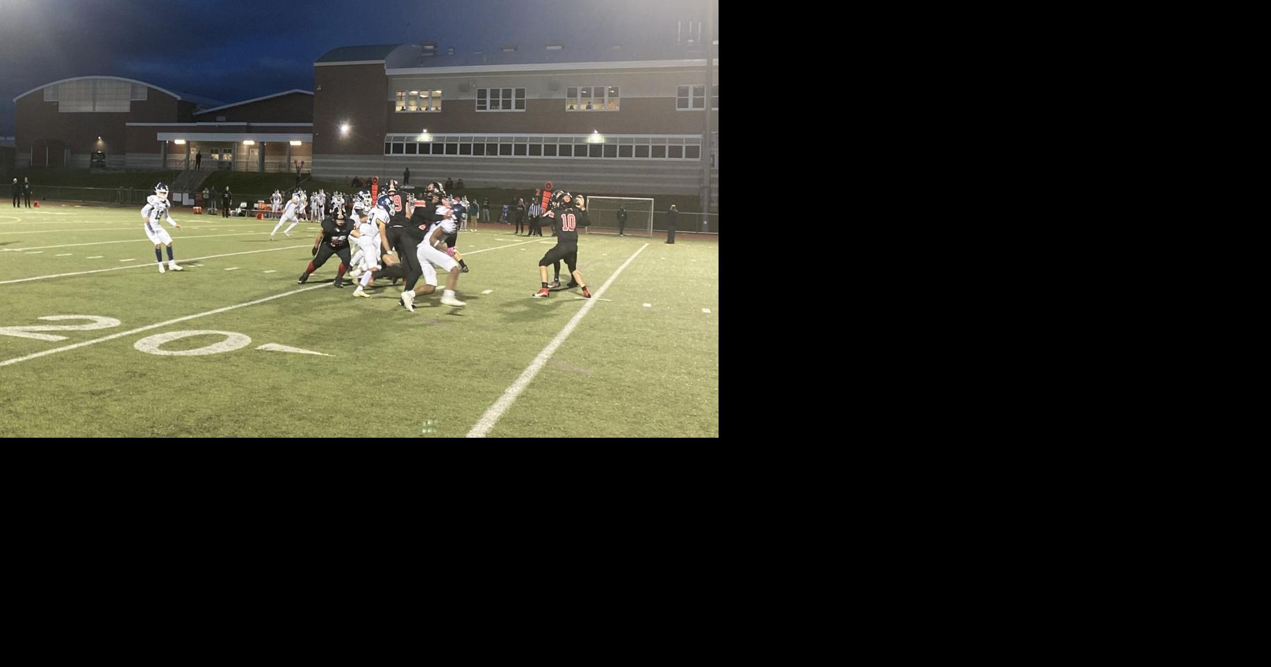 Perseverance: E.O. football fights back, defeats Rocky Hill to earn ...