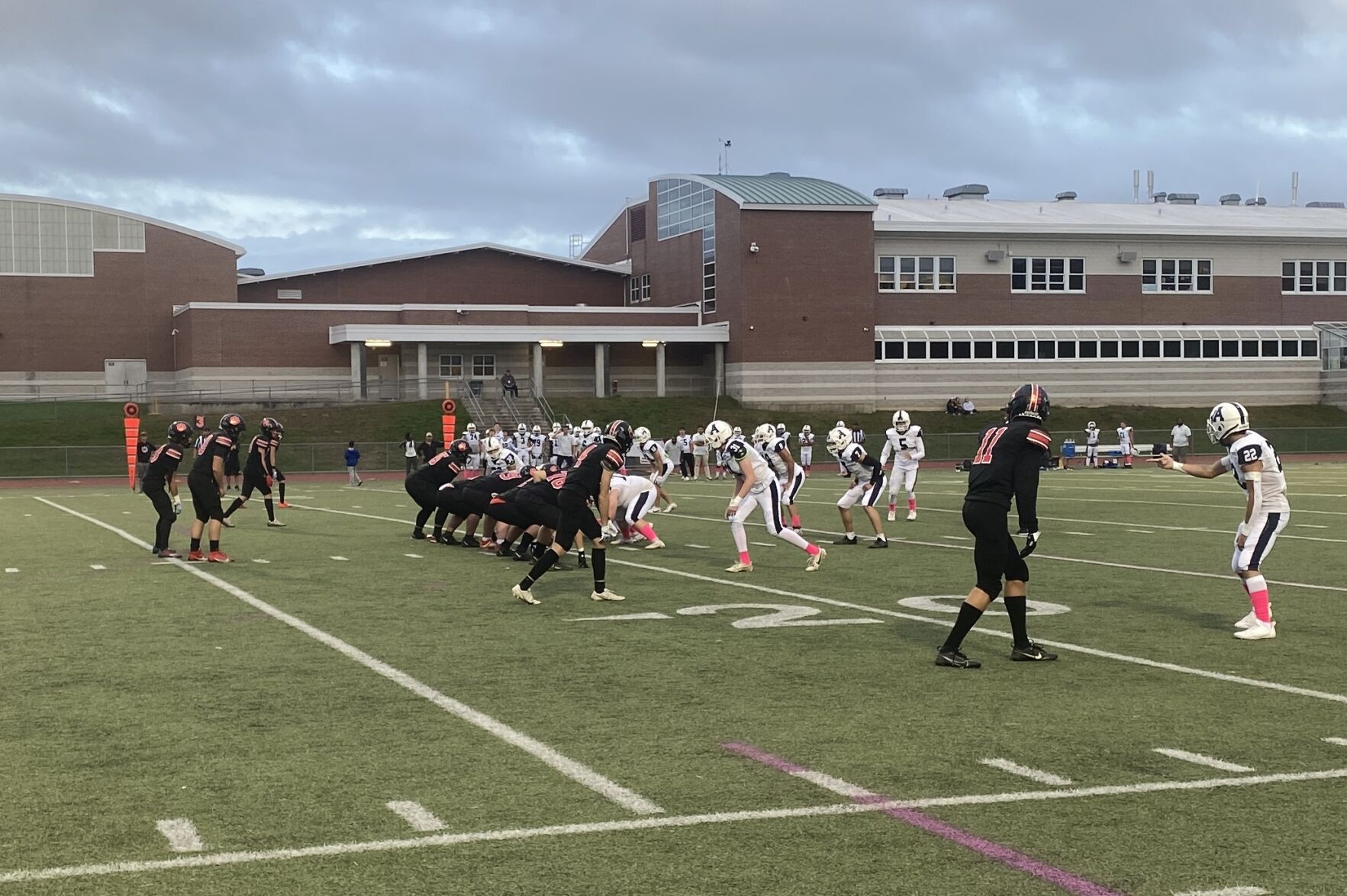 E.O. squeaks out one-point win over Avon to earn second win | Sports ...