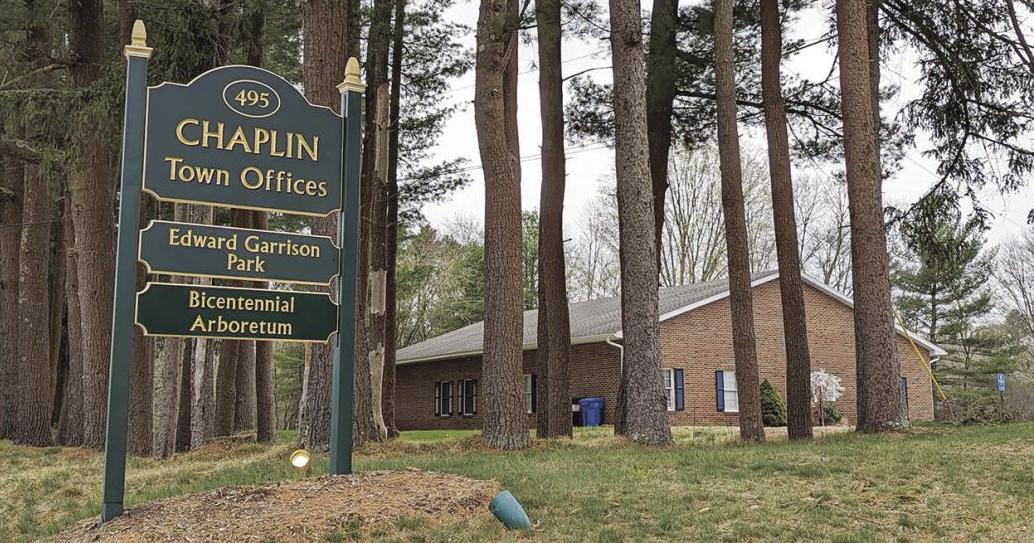 Chaplin town attorney says Caron should step down | News | thechronicle.com