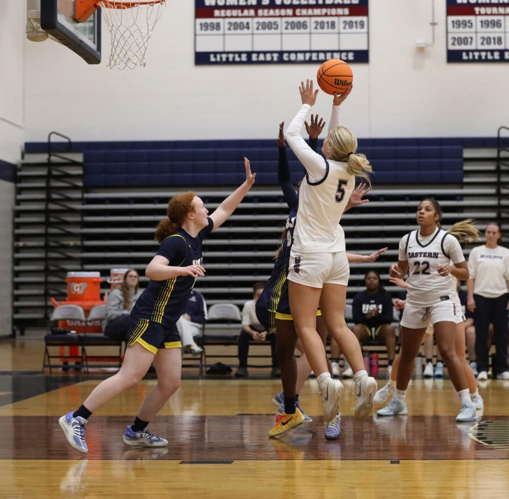 Keene State women’s basketball rallies to defeat Eastern, men’s skid ...
