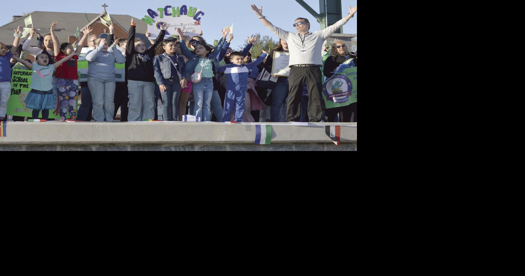 Natchaug School celebrates with parade | News | thechronicle.com