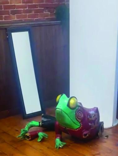 Frog statue in downtown Willimantic vandalized | News | thechronicle.com