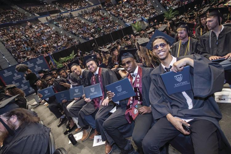 Nearly 900 Eastern students earn degrees | News | thechronicle.com