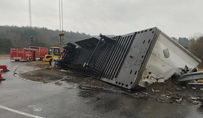 Tractor trailer crashes, rolls over in Willington | News | thechronicle.com