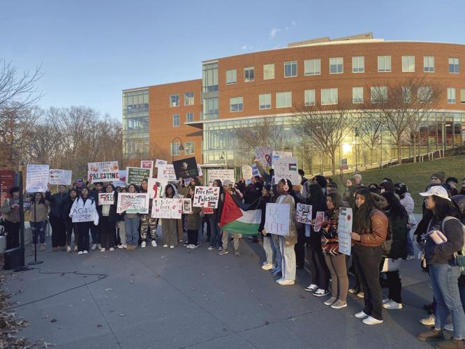 ECSU students hold demonstration | News | thechronicle.com