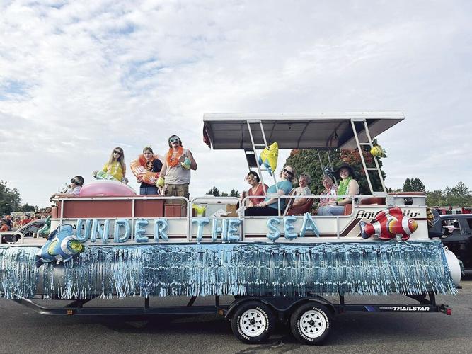 Corry’s Homecoming Parade goes swimmingly | Hometown News ...