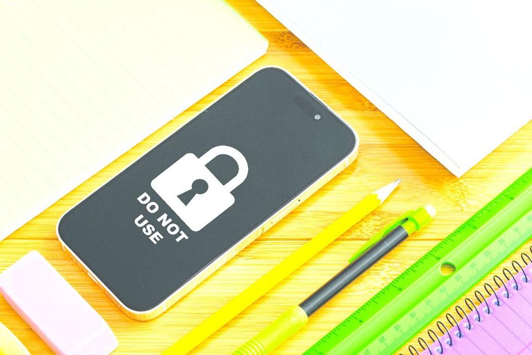 State looks to ban cell phones in public schools | News ...