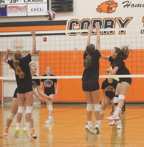 Intrasquad scrimmage | Sports | thecorryjournal.com