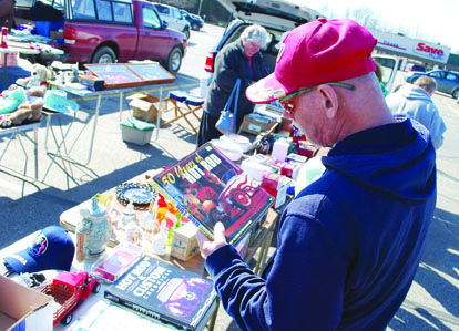 Flea market opens to much fanfare | News | thecorryjournal.com