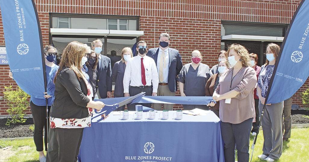 CMH cuts blue ribbon | News | thecorryjournal.com