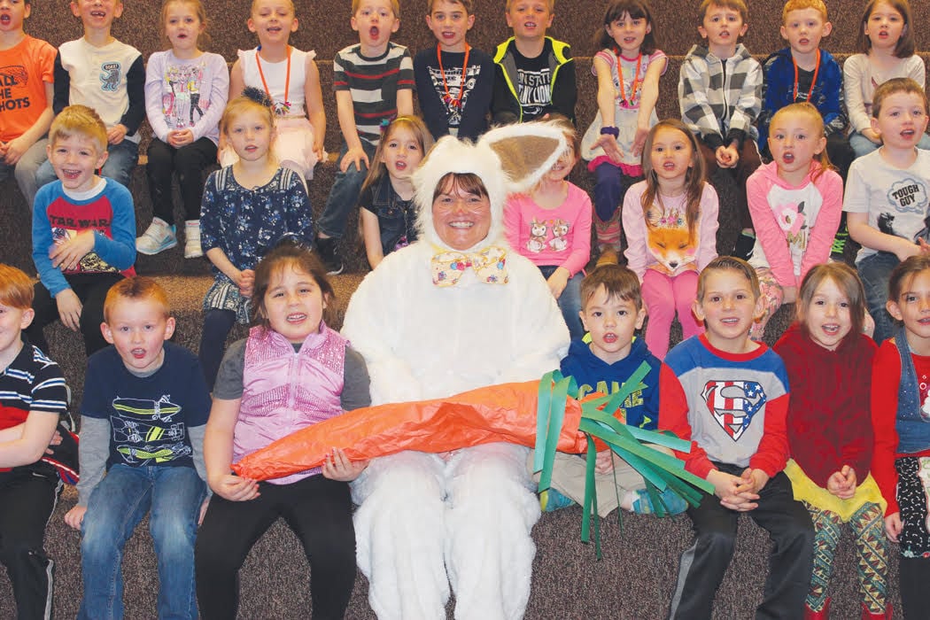 Easter bunny hops into CAPS for springtime fun | News | thecorryjournal.com