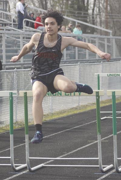 Beaver boys win region finale over Bulldogs | Sports | thecorryjournal.com