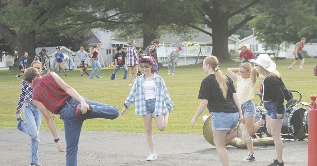 Band getting loose | News | thecorryjournal.com