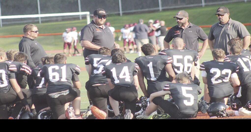 Corry middle school falls in football | Sports | thecorryjournal.com
