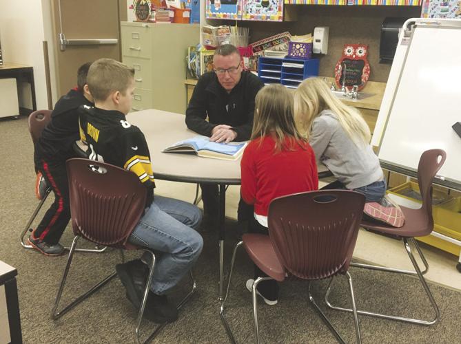 CAIS students get silly, crazy for reading | News | thecorryjournal.com