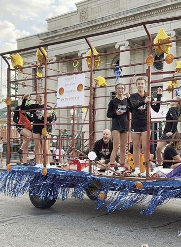 Corry’s Homecoming Parade goes swimmingly | Hometown News ...
