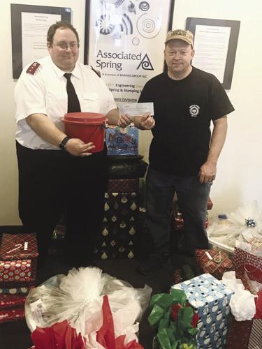 Associated Spring provides merry holiday treasures | Hometown News ...