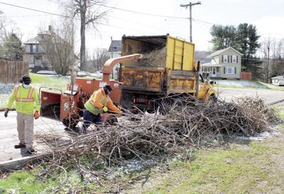 Bagged leaves, brush pickup ongoing | News | thecorryjournal.com