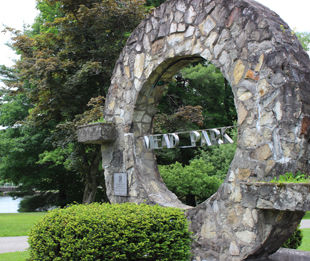 Panels bring more Corry history downtown | News | thecorryjournal.com