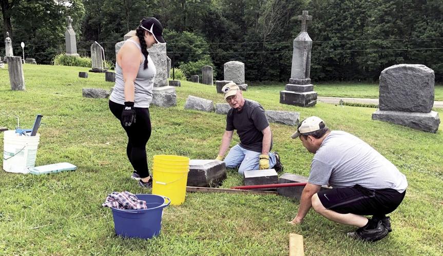 Sullivan clan gathers for annual family reunion | Hometown News ...