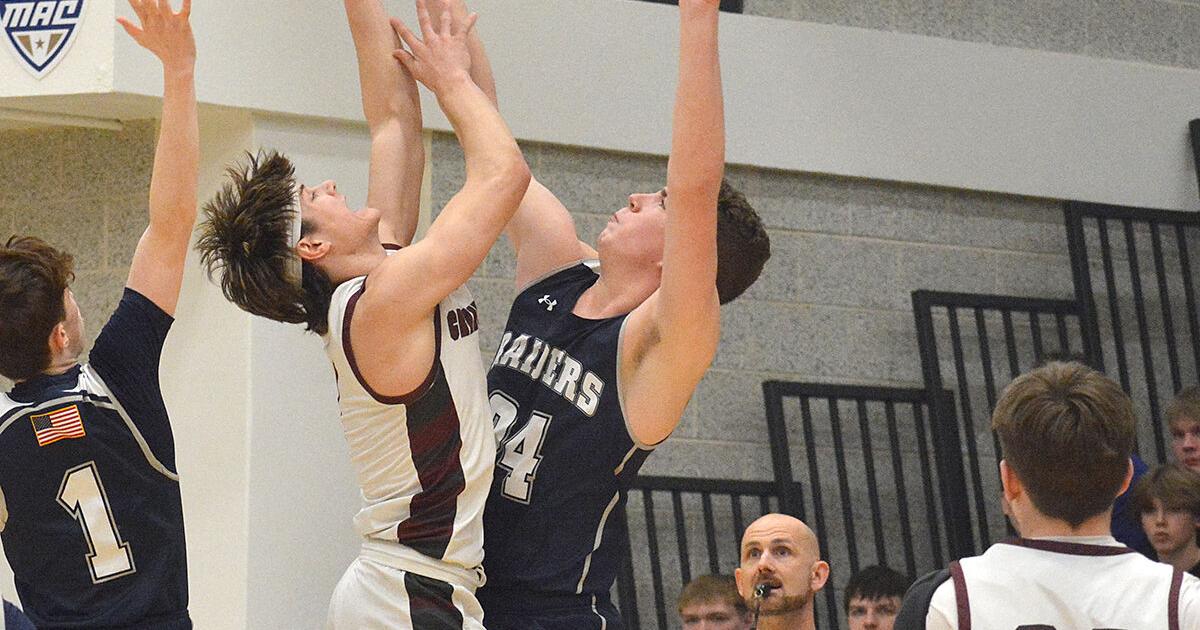Berries bounce Raiders in KSAC semis; third meeting in 3A final | Local ...