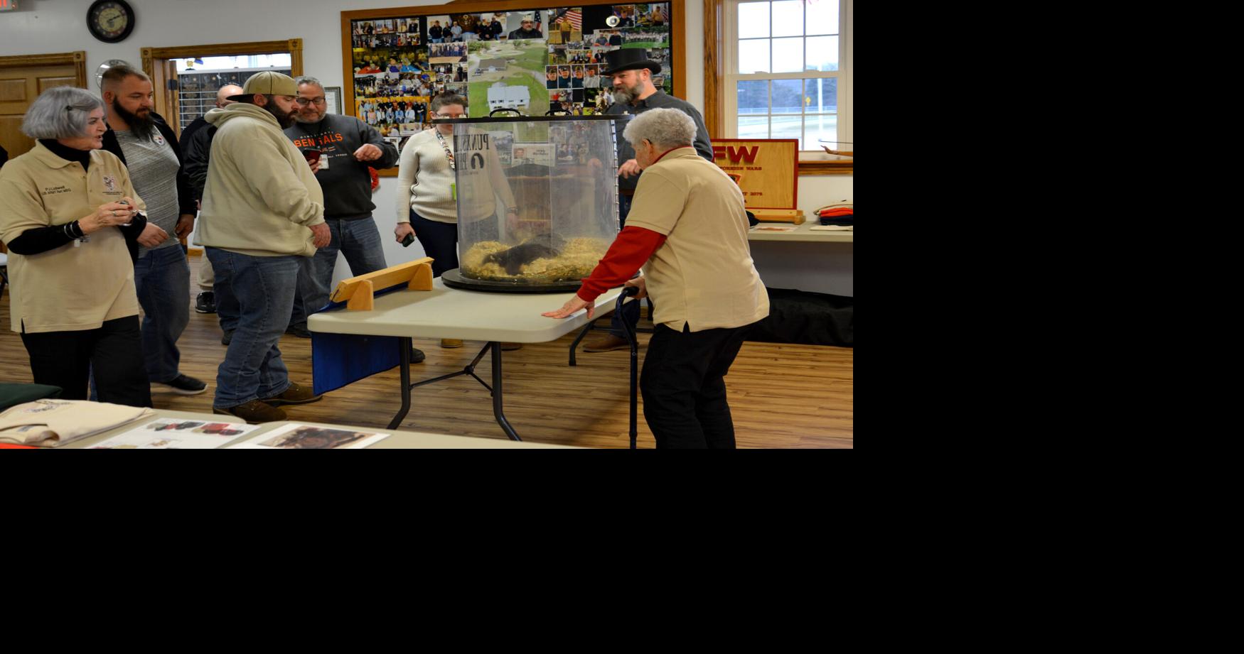 Veterans from Butler VA Hospital visit Punxsutawney, meet Phil | Local ...