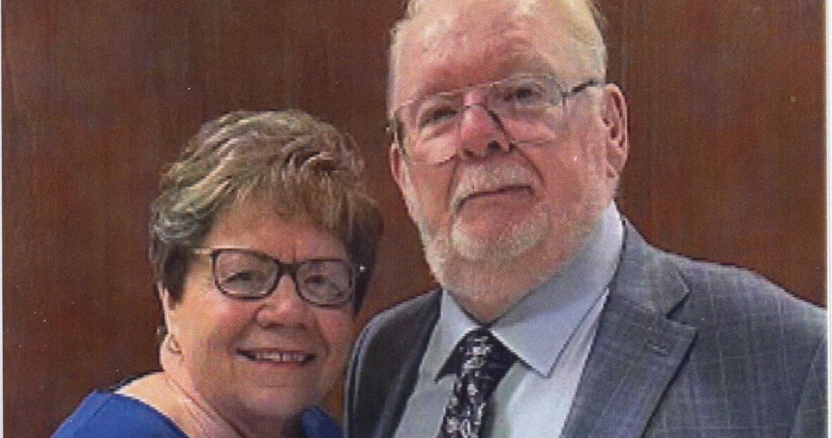 Mr. and Mrs. Dennis Raybuck celebrate 50th wedding anniversary ...