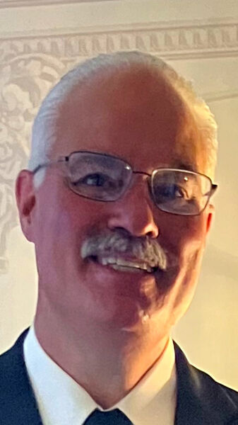 Mencer entering 13th year as Glendale School District director | Local ...