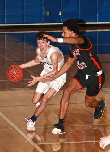 Knights leaning on size, experience | Sports | thecourierexpress.com