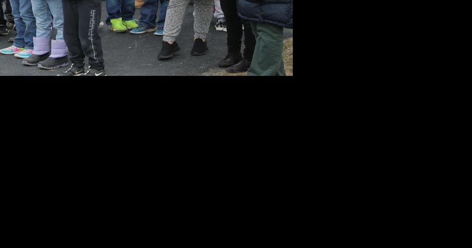 PHOTO GALLERY: Clarion-Limestone Welcomes Wreaths Across America | News ...