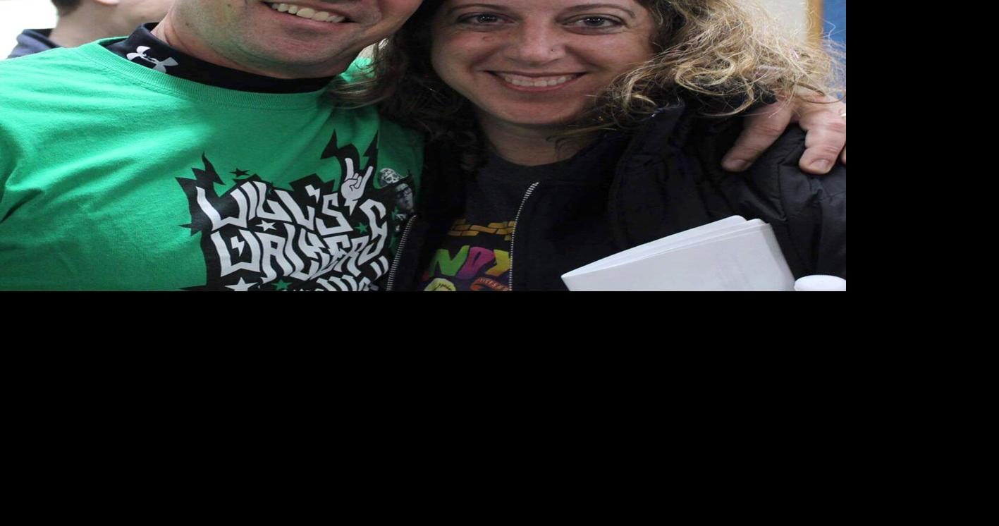 Erin Cameron receives Gary Stormer Volunteer Award at Run/Walk | Local ...