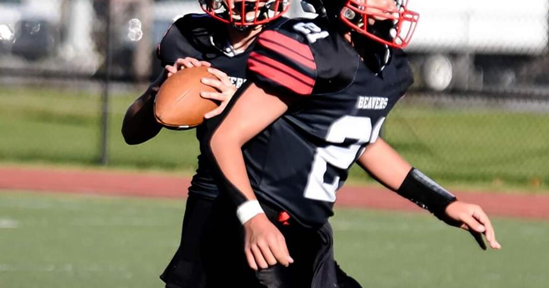Big plays lead junior high Beavers past Gremlins | Sports ...