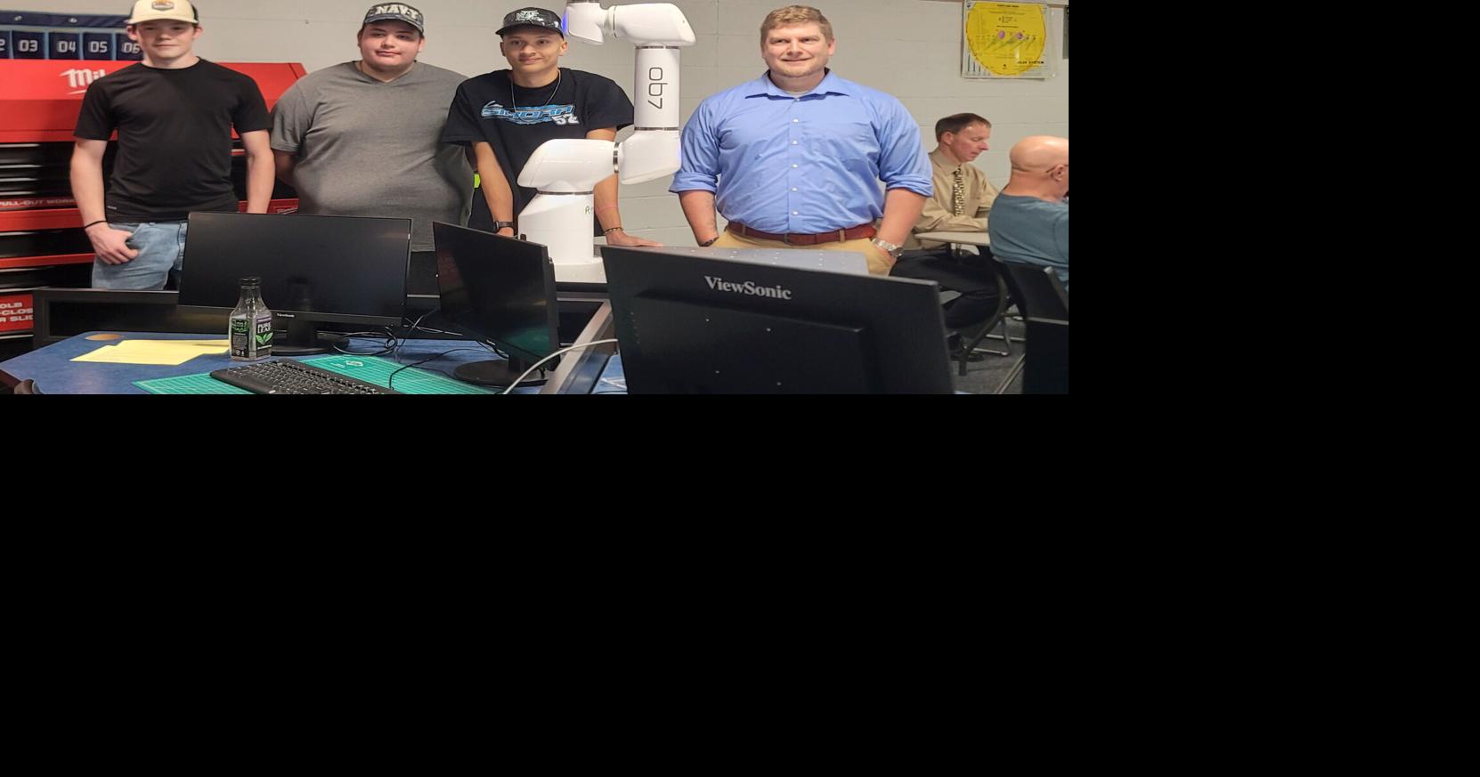 Jeff Tech committee meets in Engineering shop for September | News ...